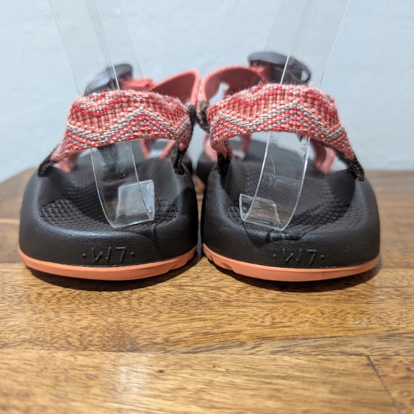 Chaco | Shoes | Chaco Women Outdoor Loop Toe Sandals Flats Shoes Sz 7 ...